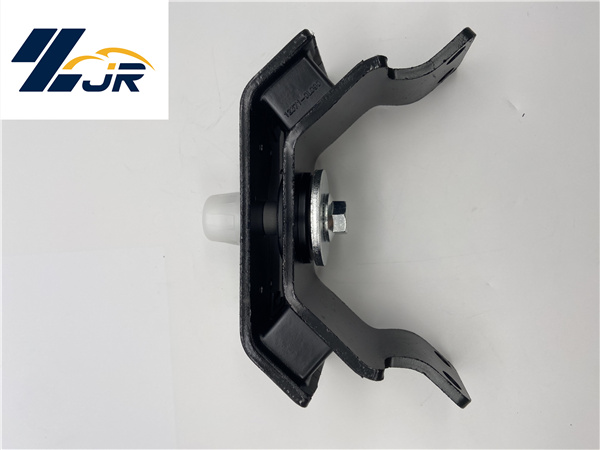 12371-0L080 Auto spare parts Engine Mount For Toyota Hilux Fortuner 05 ...